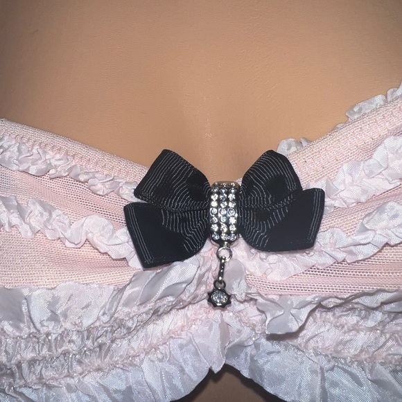 vintage suits by mary | Swim | Vintage Pin Up Girl Bathing Suit Top Bra ...